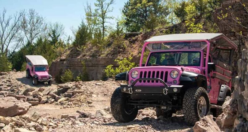 Branson: Downtown, Lake, Baird Mountain & Hollister 4x4 Tour - Exploring the Branson Experience: A Deep Dive