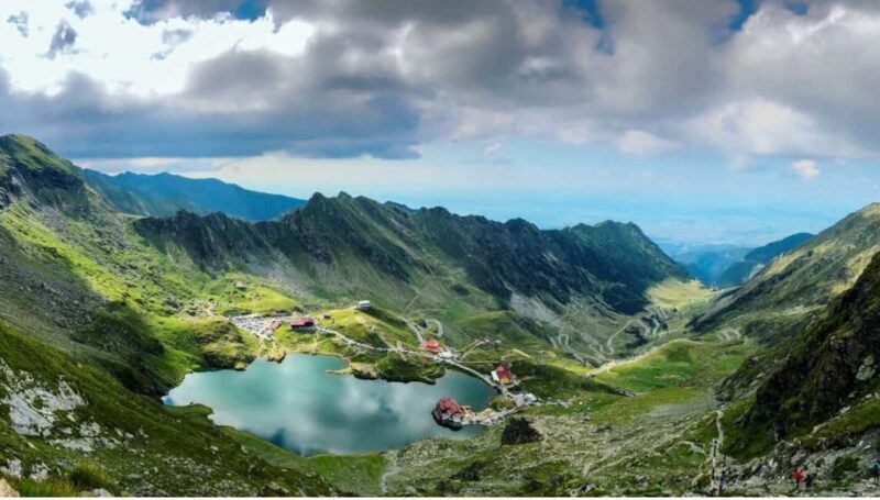 Braov: Carpathian Mountains Guided Hike with Pickup - Exploring Romania’s Wild Beauty: Braov’s Carpathian Mountain Guided Hike