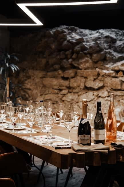 Braov: Romanian Wine and Cheese Tasting Experience - Key Points