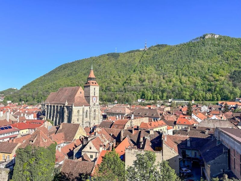 Brasov: Walking Tour of the Old Town & Photo Hotspots - Key Points