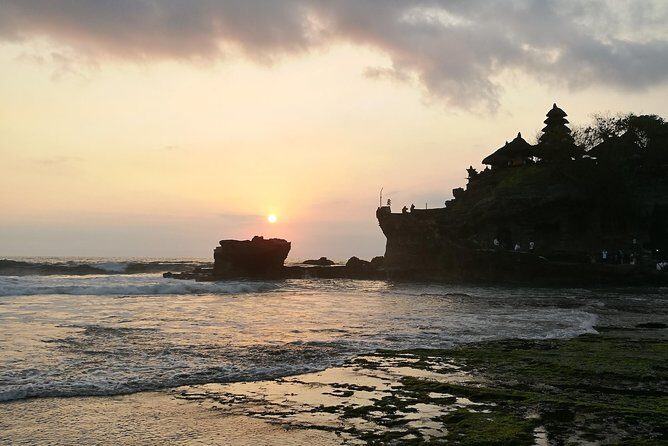 Bratan Temple, Banyumala Twin Waterfall, Jatiluwih Rice terrace and Tanah Lot - FAQ: Common Practical Questions