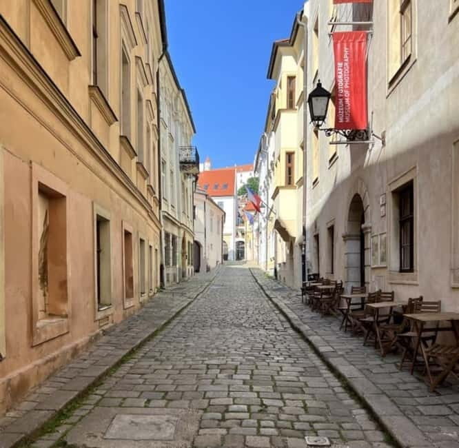 Bratislava: Guided Walking Tour with Castle Entry Ticket - FAQ