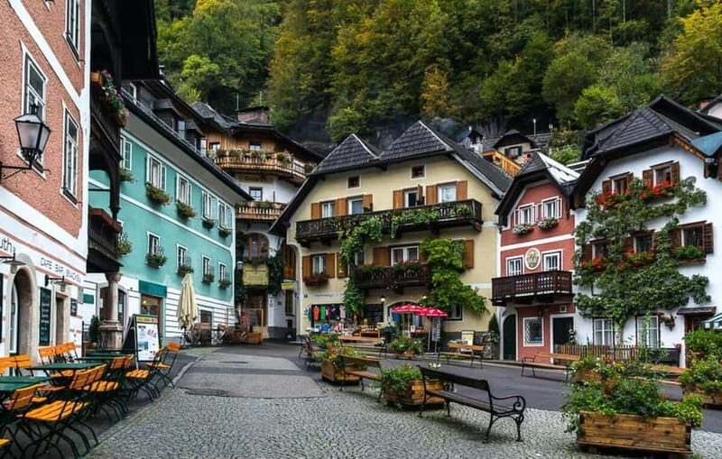 Bratislava/Vienna: Salzburg and Hallstatt Day Trip - Key Points
