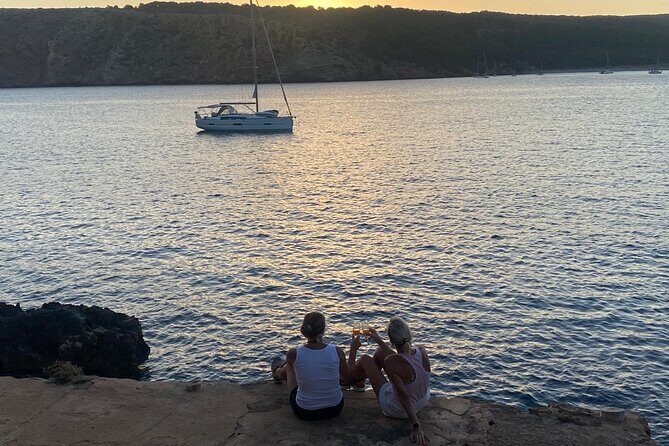 Breakfast at Sunrise in Menorca - Private Guide - Key Points