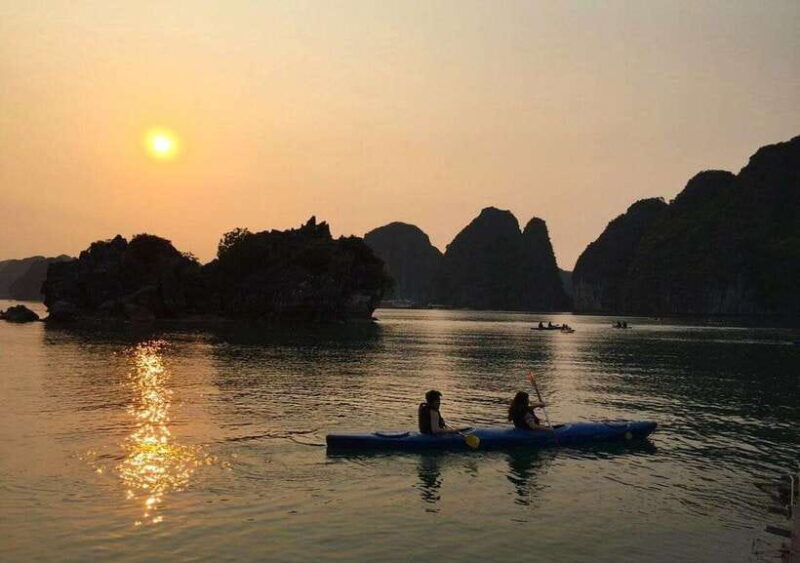 Breathtaking Lan Ha Bay Sunset Tours 2025 from Cat Ba Island - An In-Depth Look at the Lan Ha Bay Sunset Experience