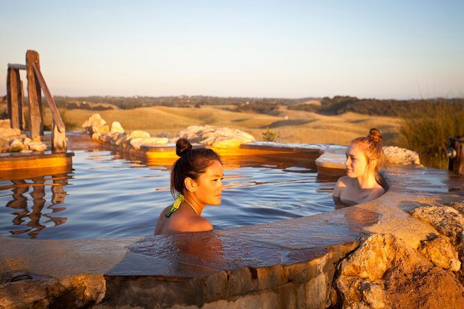 Breathtaking Sightseeing Cruises In the Heart of Melbourne - Commentary and Guide Experience