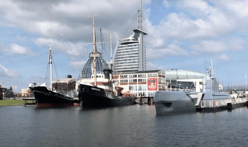 Bremerhaven: Sailor's yarn, legends and sea walking tour - Exploring Bremerhaven’s Maritime Spirit