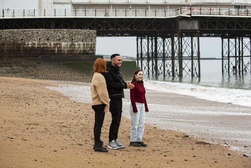 Brighton: Express Walk with a Local - What to Expect from Your Guide