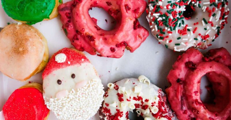 Brighton Festive Donut Adventure by Underground Donut Tour - A Cozy, Tasty Way to Explore Brighton