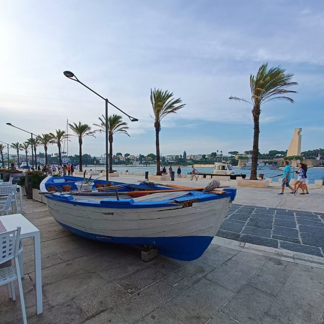 Brindisi: Private Walking Tour with a Guide - Key Points