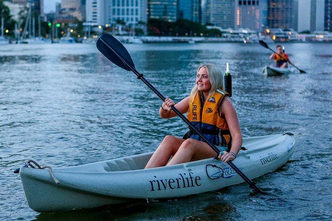 Brisbane City Twilight Kayak - Exploring Brisbane from the Water