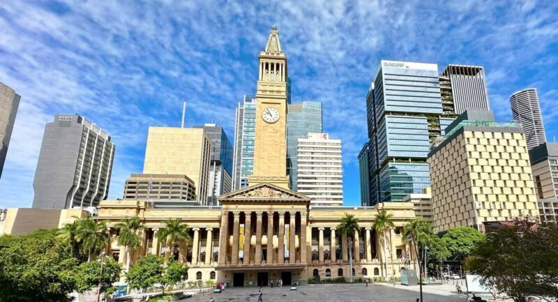 Brisbane City Walking Tour | Small group | 100 minutes - The Sum Up