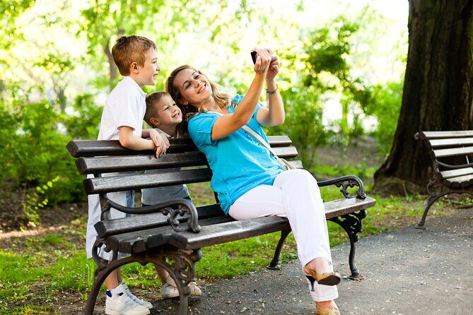 Brisbane Family Fun- Parks and Landmarks Walking Tour - Riverside Green: The Perfect Picnic Spot