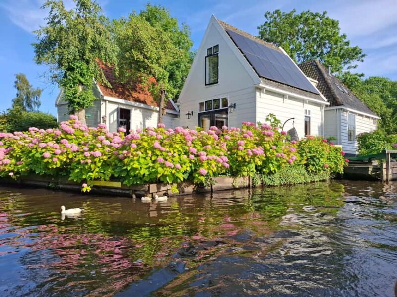 Broek in Waterland: Kayak Rental Close to Amsterdam - An Authentic Dutch Experience Just Outside Amsterdam