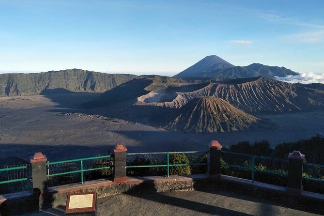 Bromo sunrise tour with start in Bali - flights included // 1 day tour - Key Points