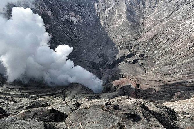 Bromo Tour Package: Midnight Bromo Open Trip from Batu - Cultural Insight at Pura Luhur Poten