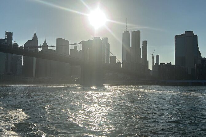 Brooklyn Bridge & DUMBO Walking Tour (& East River Ferry Tickets) - A Closer Look at the Itinerary