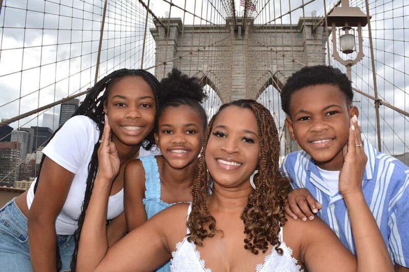 Brooklyn Bridge & Neighborhoods  2-Hour Photo Shoot Tour - Who Would Love This Experience?