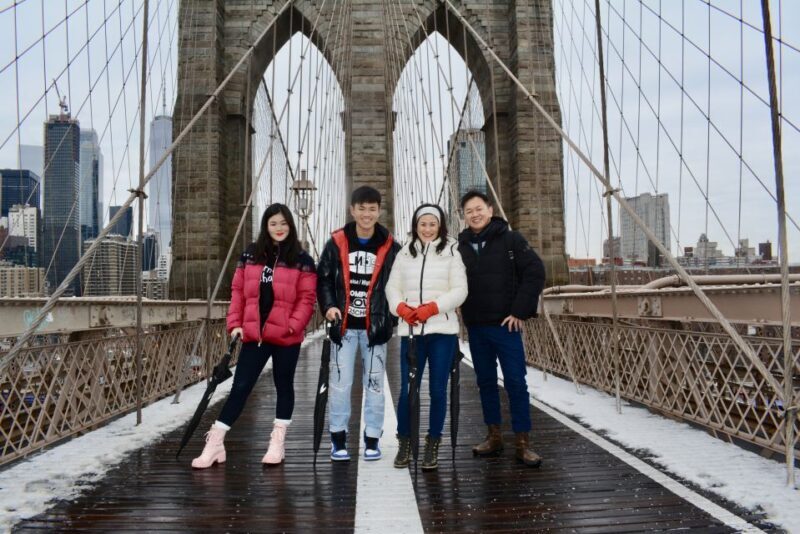 Brooklyn Bridge & Neighborhoods  2-Hour Photo Shoot Tour - FAQ