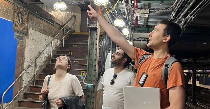 Brooklyn: Discover Hidden NYC Subway Secrets - Private - Key Points