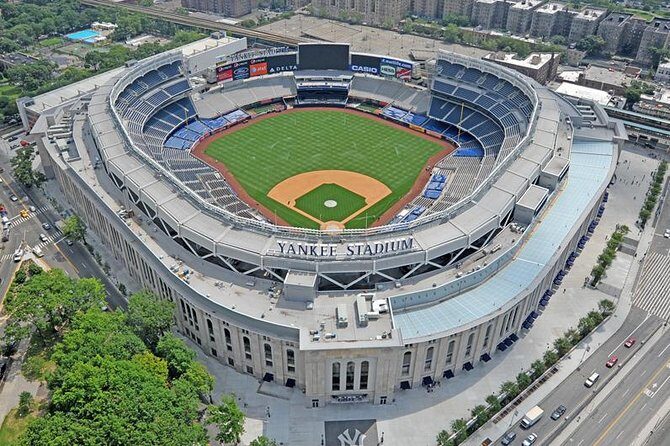 Brooklyn, Queens, and the Bronx Contrastes Tour in Spanish - Key Points