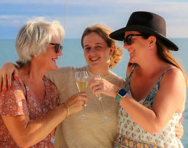 Broome: Whale Watching & Sunset Cruise - FAQs