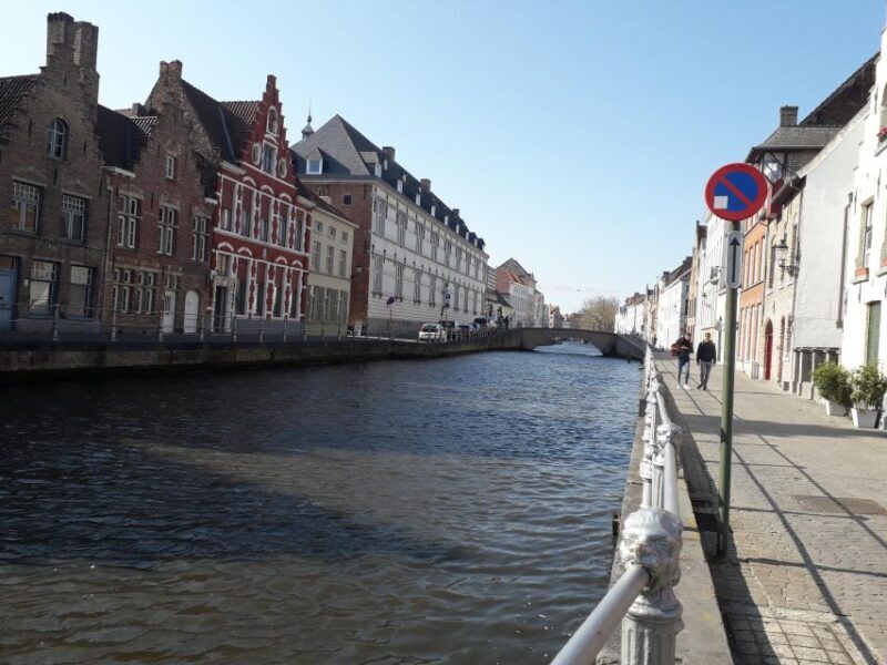Bruges Beer and Chocolate Walking Tour - A Practical Breakdown: Group Size, Duration, and Logistics