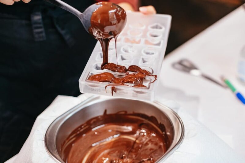 Bruges: Belgian Praline and Mendiants Chocolate Workshop - Group Size, Accessibility, and Practical Info
