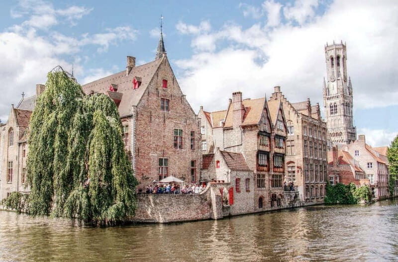 Bruges: Christmas Market Private Walking Tour - An Enchanting Introduction to Bruges During Christmas