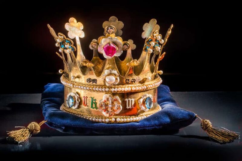 Bruges: Diamond Museum Ticket with Polishing Demonstration - Who Will Appreciate This Experience?