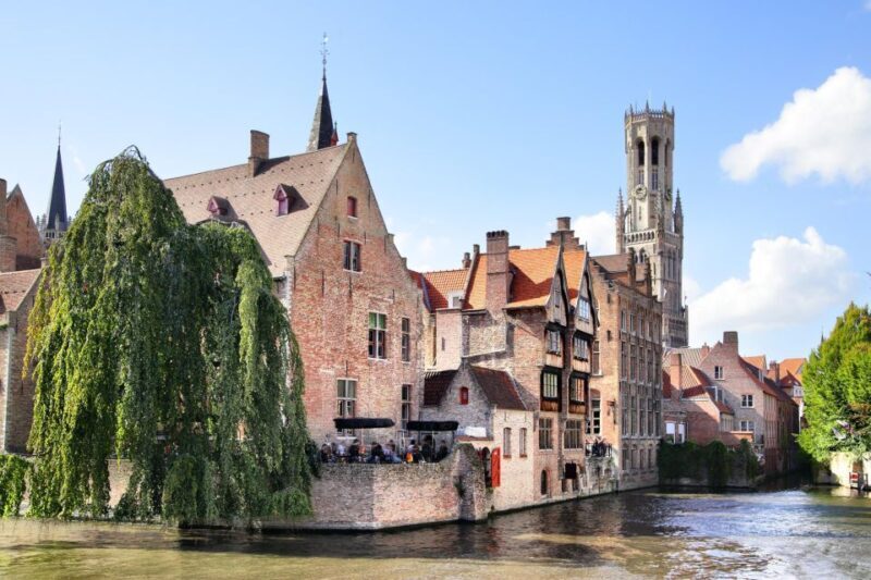 Bruges: Express Walk with a Local in 60 minutes - Why This Tour Offers Good Value