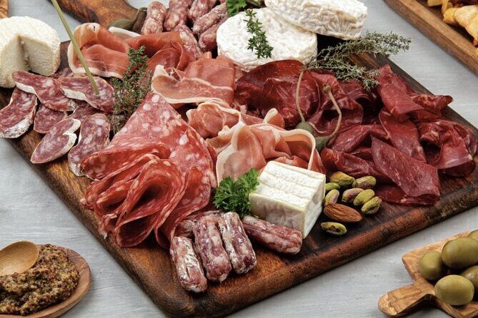 Bruges Food Tour: 8 Tastings of Local Delicacies - How the Tour Fits Different Travelers