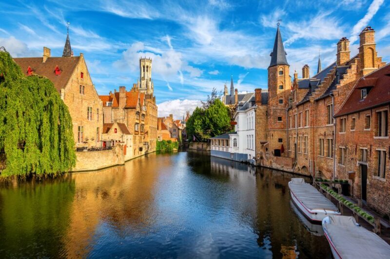 Bruges: Guided Rickshaw Tour - Why Choose a Rickshaw Tour in Bruges?