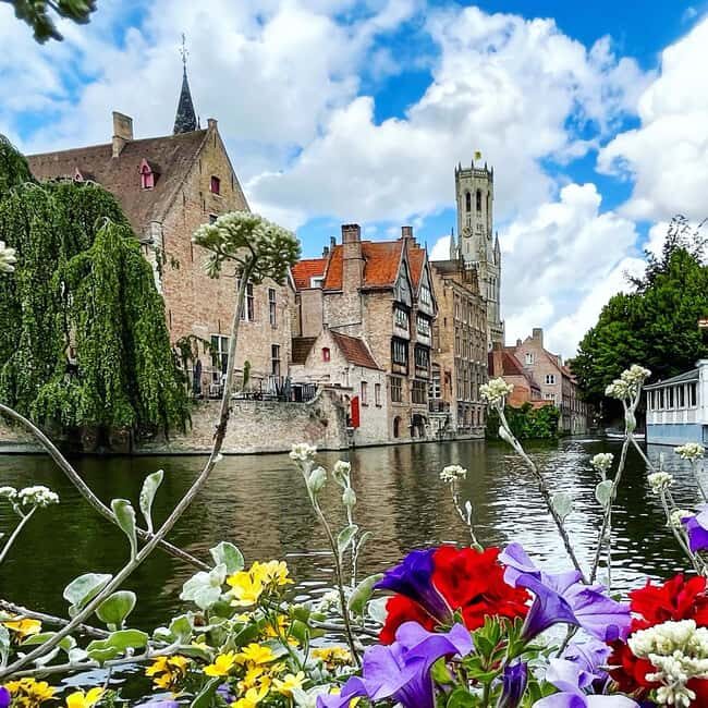 Bruges: Guided Walking Tour of the City - Exploring Bruges with a Guided Walking Tour