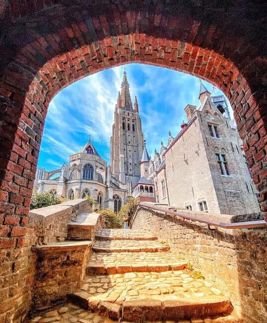 Bruges: Guided Walking Tour of the City - Pricing and Value