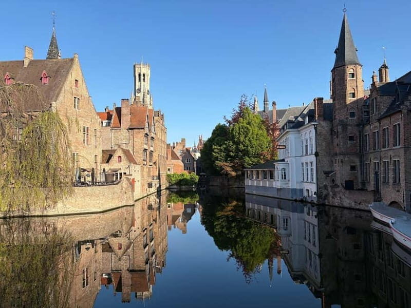 Bruges highlights, hidden gems & chocolate tour,small group - Key Points
