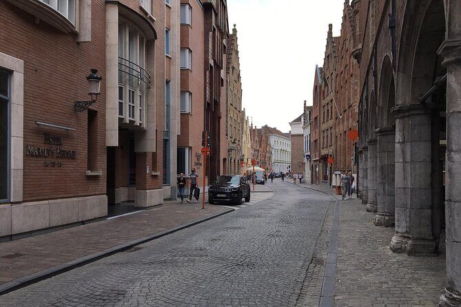 Bruges Legends and Hidden Treasures: A Self-Guided Audio Tour - Who Should Consider This Tour?