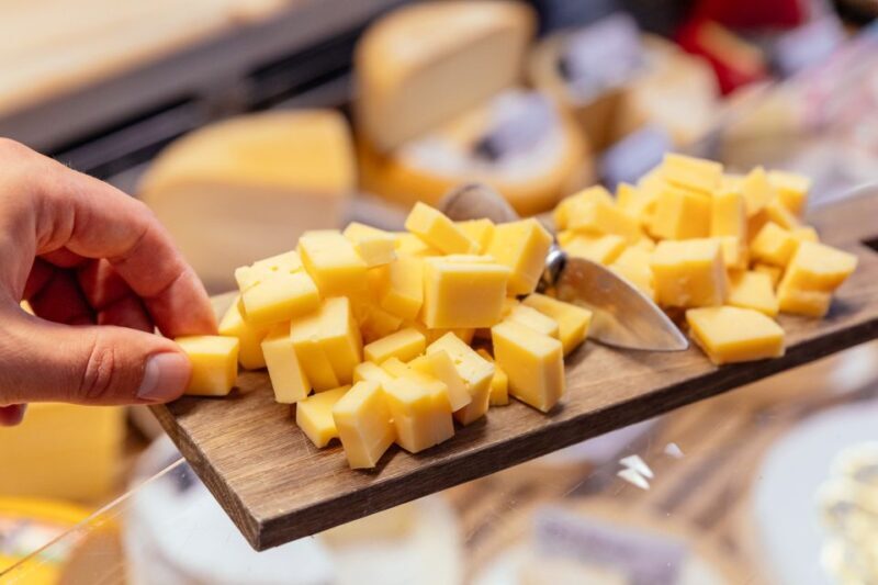 Bruges: Private Food Tour  10 Tastings with Locals - The Experience in Detail