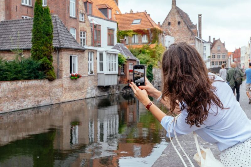 Bruges: Private Tour with Locals  Highlights & Hidden Gems - The Value of a Private Guide