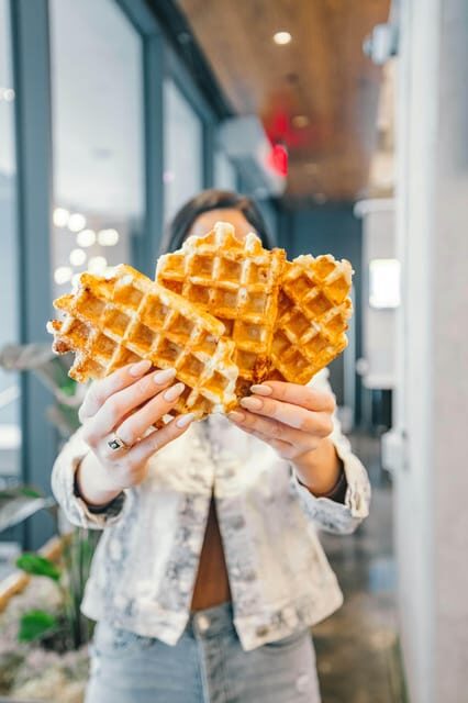 Bruges: Traditional Food Group Walking Tour - Key Points