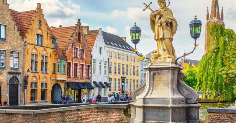 Bruges Unveiled: A Private Full-Day Tour from Brussels - Transportation and Group Dynamics