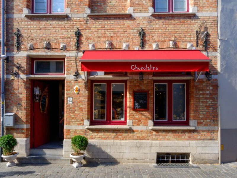 Bruges: Walking Tour, Canal Boat Trip w/Beer Tasting Option - A Closer Look at the Bruges Tour Experience