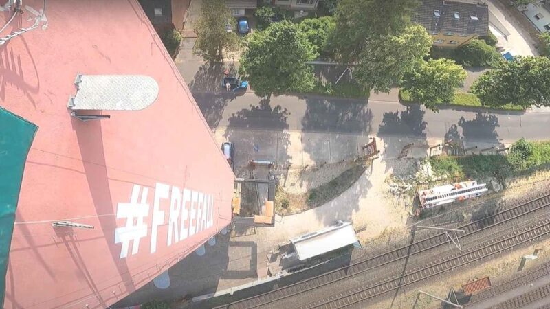 Brühl/Cologne : Freefall off TurmX - The Experience at TurmX: What You Can Expect