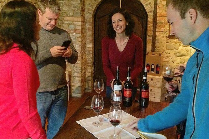 Brunello di Montalcino wine experience with a sommelier - Authenticity and Personal Touches