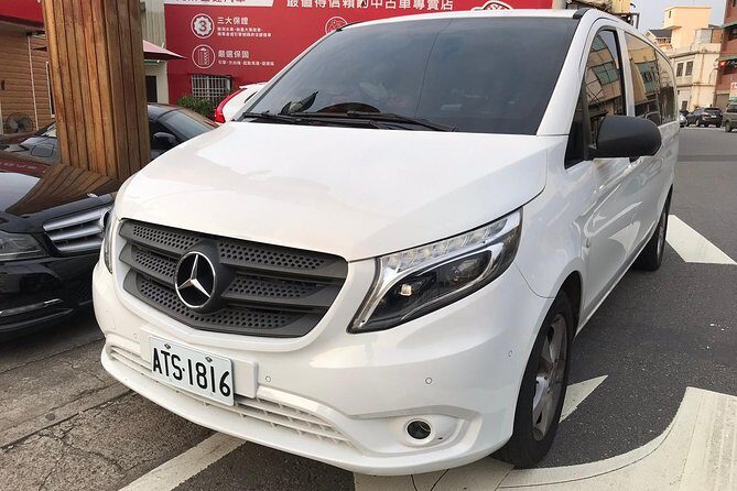 Bruns 9 seater, charter tour, business transfer, airport transfer, round-the-island charter tour - Key Points