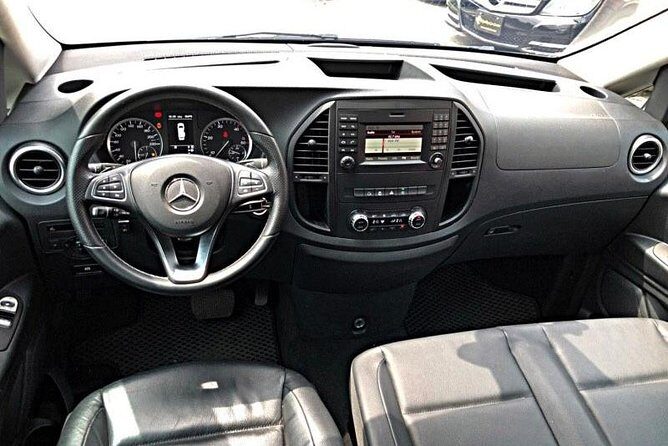 Bruns 9 seater, charter tour, business transfer, airport transfer, round-the-island charter tour - A Closer Look at the Experience