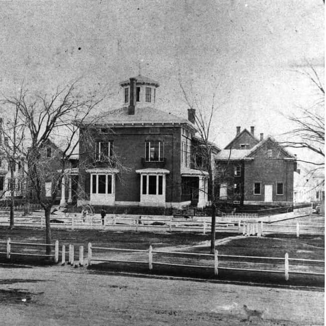 Brunswick: Skolfield-Whittier House Guided Tour - Key Points