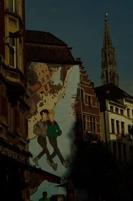 Brussels: 2-Hour Dark Side of Brussels Private Tour - Key Points