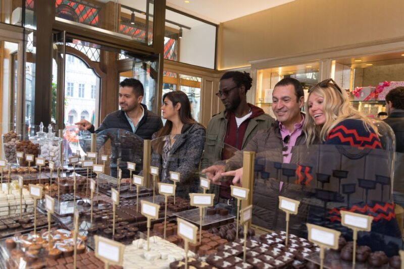 Brussels: Belgian Chocolate Tasting Tour - A Sweet Introduction to Brussels Chocolate Scene