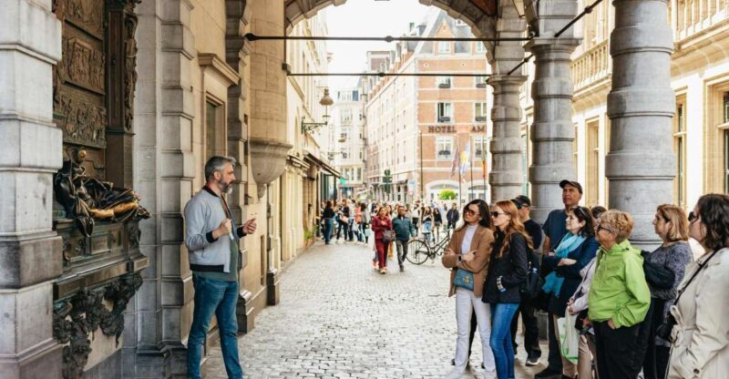 Brussels: City Highlights Walking and Tasting Tour - Starting Point: Hilton Brussels Grand Place